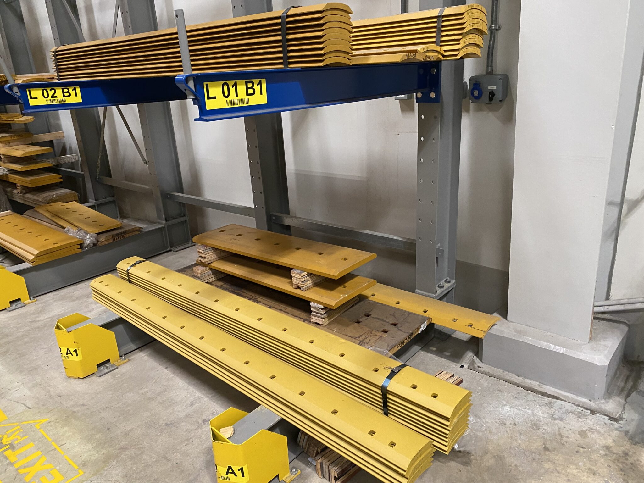 Four Must-Have Ground Engaging Tools for Your Earthmoving Machinery ...