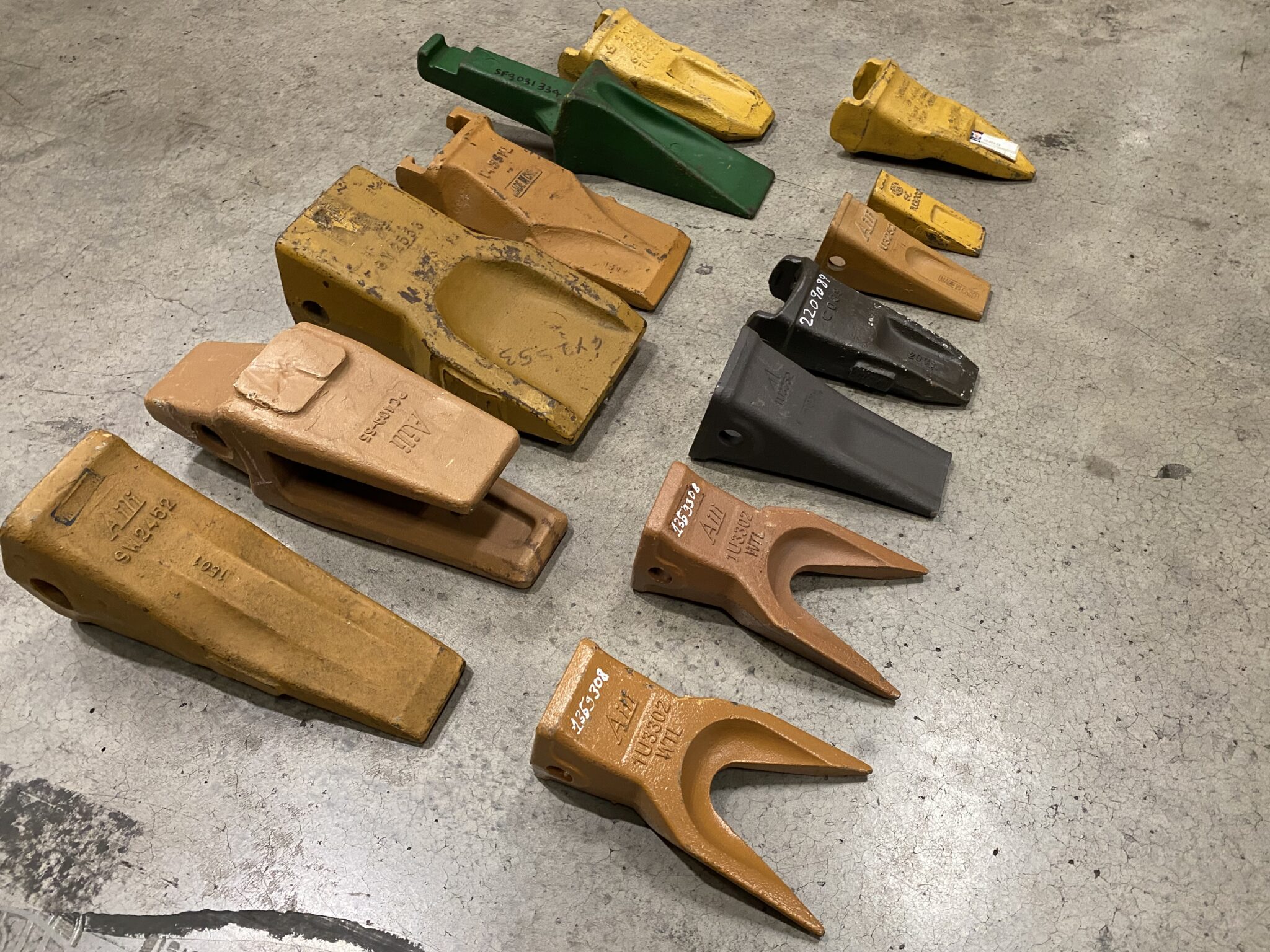 Four Must-Have Ground Engaging Tools for Your Earthmoving Machinery ...